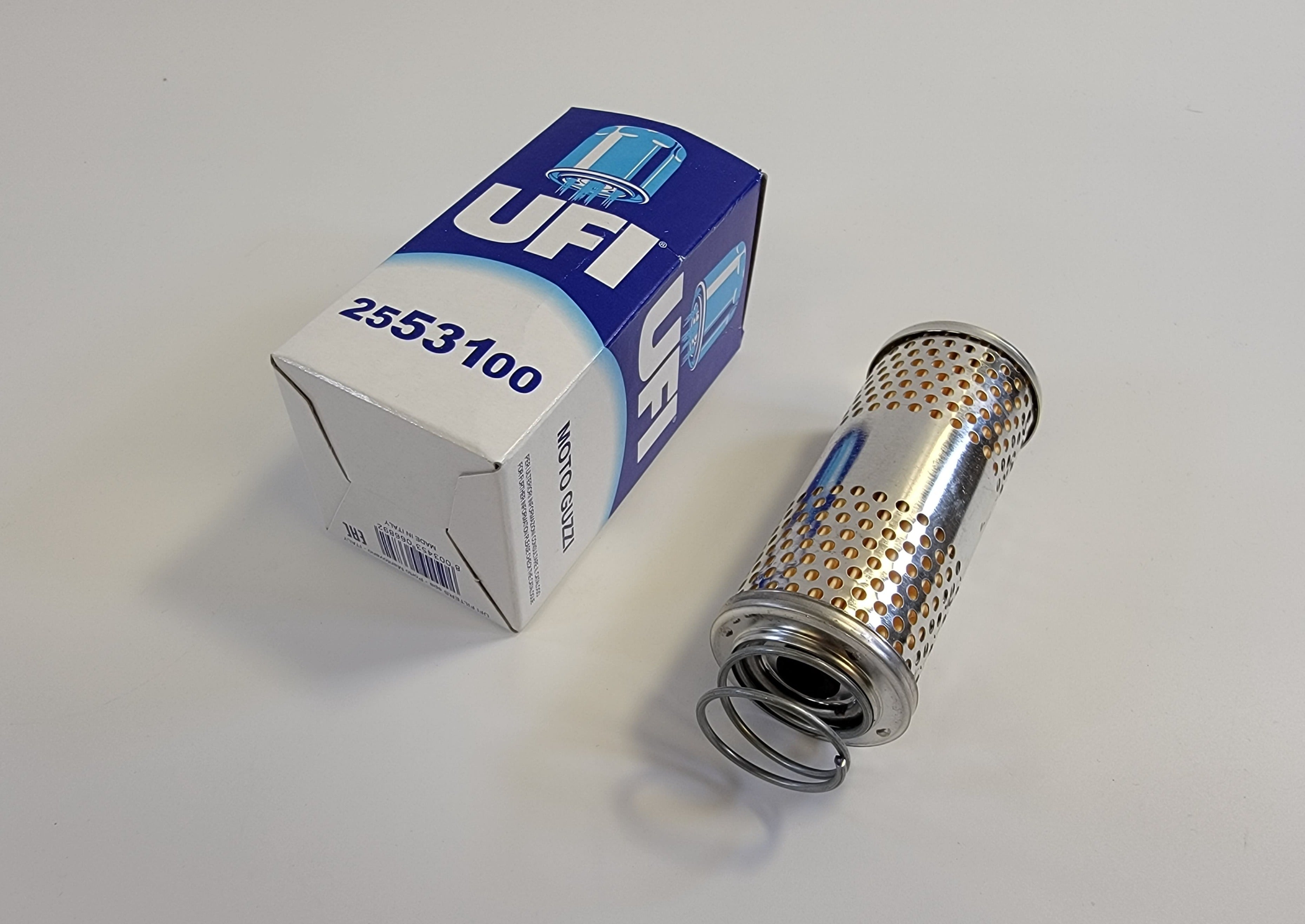 Moto Guzzi UFI Oil Filter 2553100 Breva 750 V7 V9 V85TT Classic Stone ...