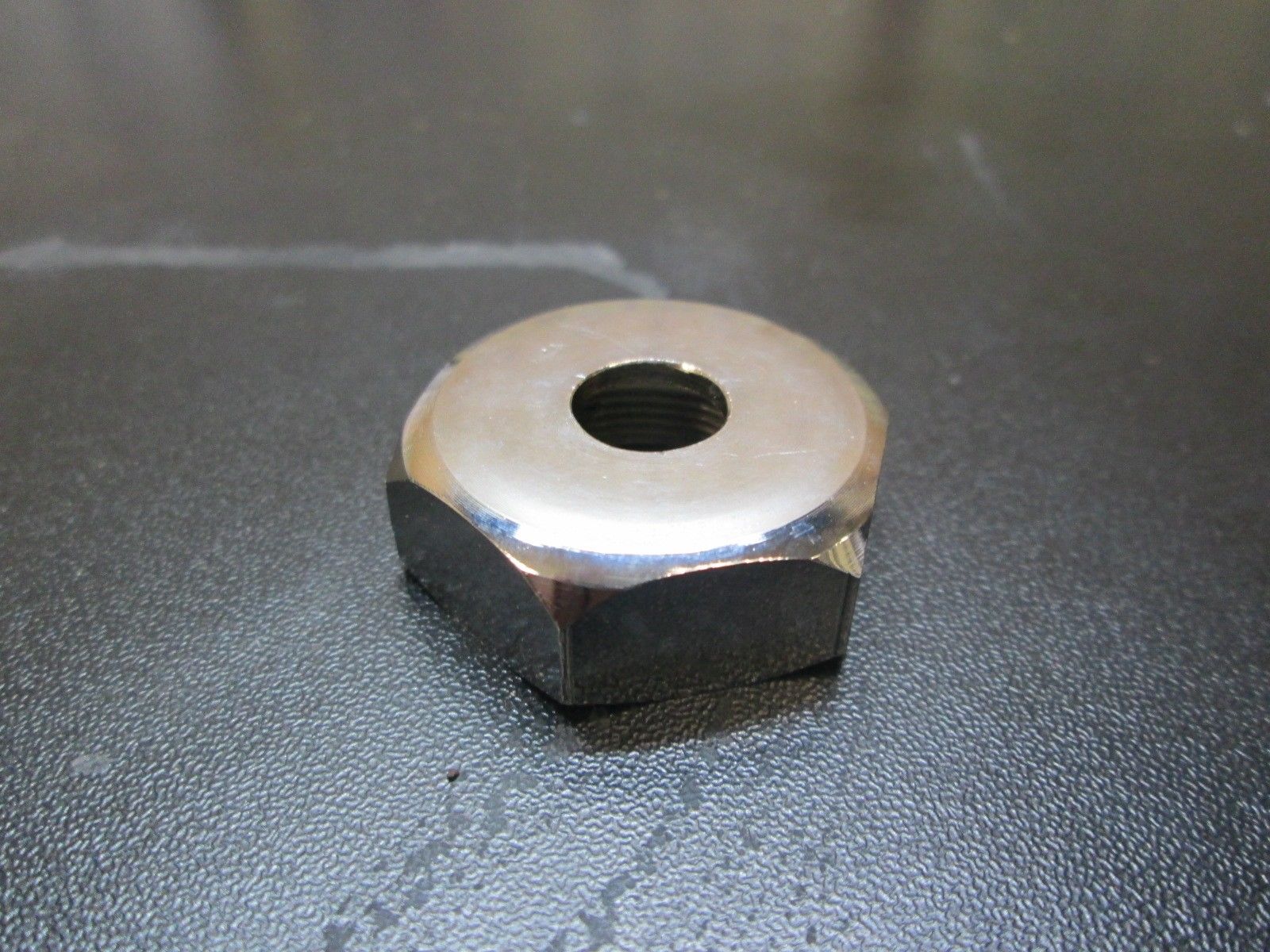 Moto Guzzi Swingarm Pivot Cap Tonti 14547800 T3 V7 Sport Lemans ...